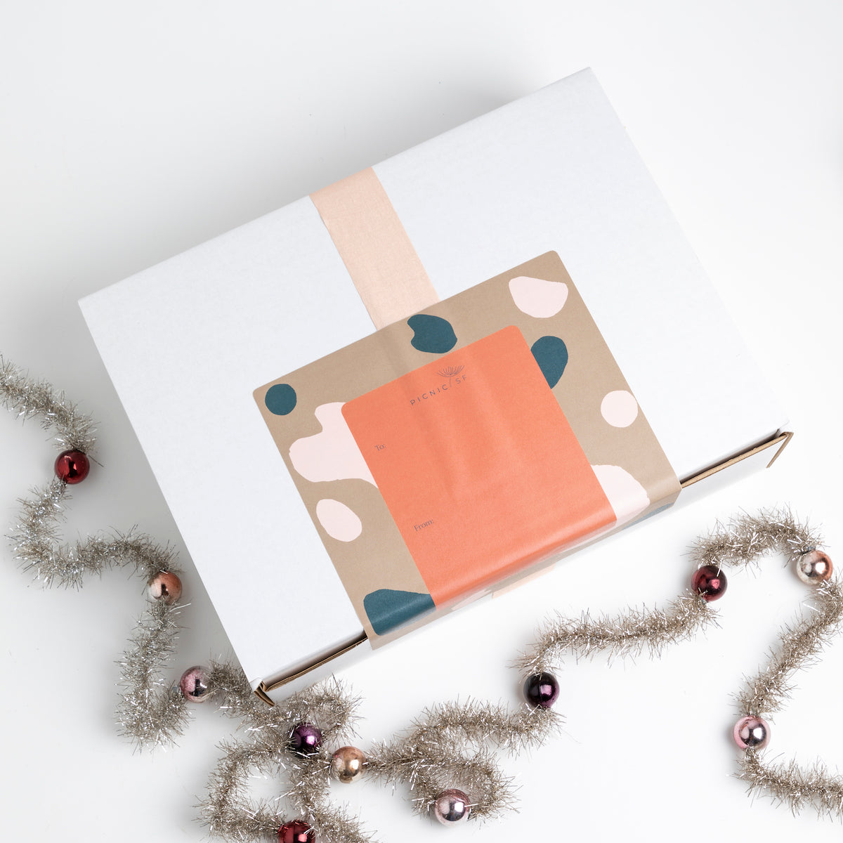 Karl Gift Set – P I C N I C